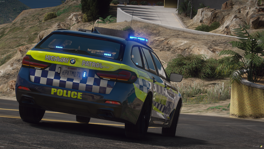 VicPol BMW 2021 G31-530D Uplift Marked Highway Patrol – Piping ...